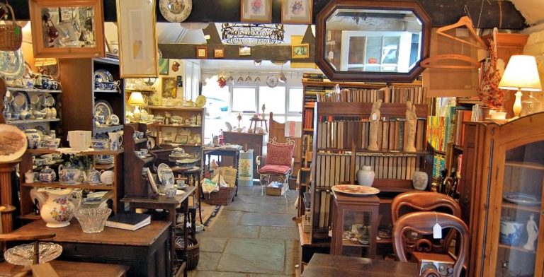 Contact Us | Old Barn Antiques Centre